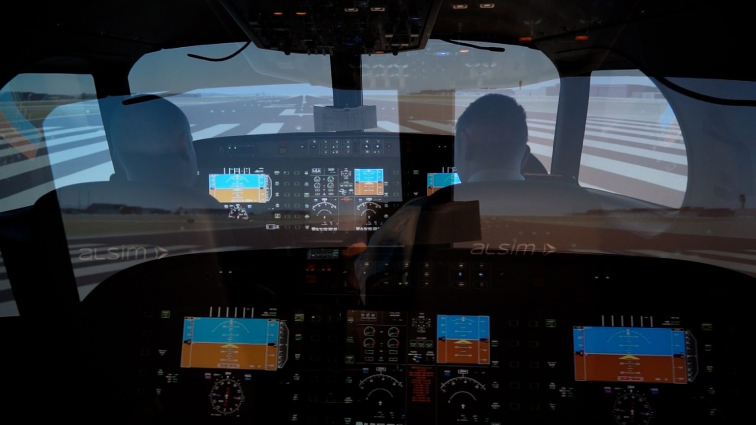 Flight Simulators are Essential for Canadian Pilot Training